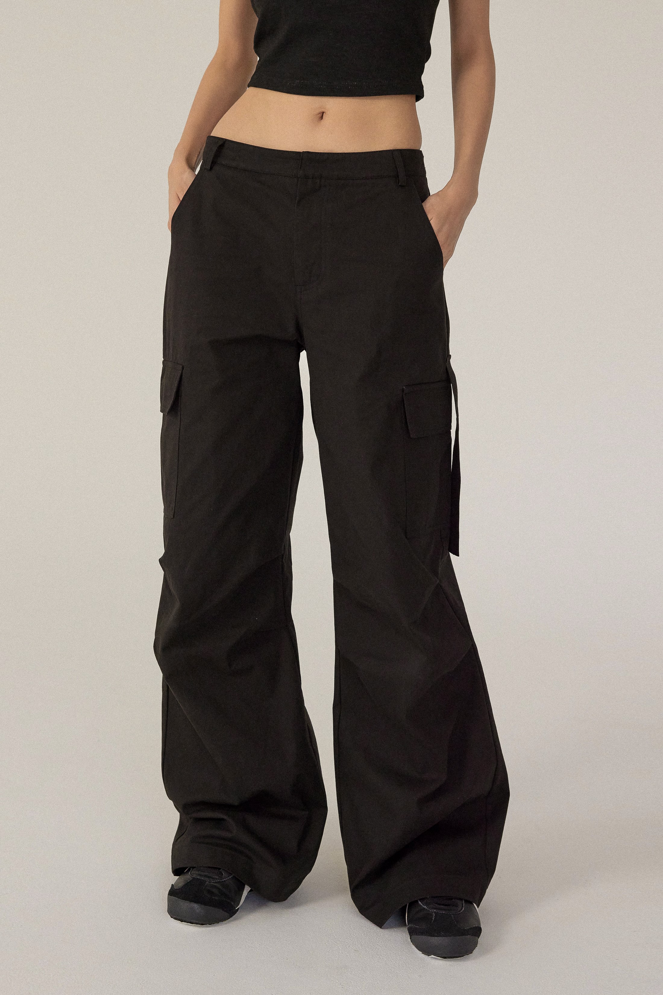 側口袋帥帥打褶工裝長褲 ｜ nagumo miyuki