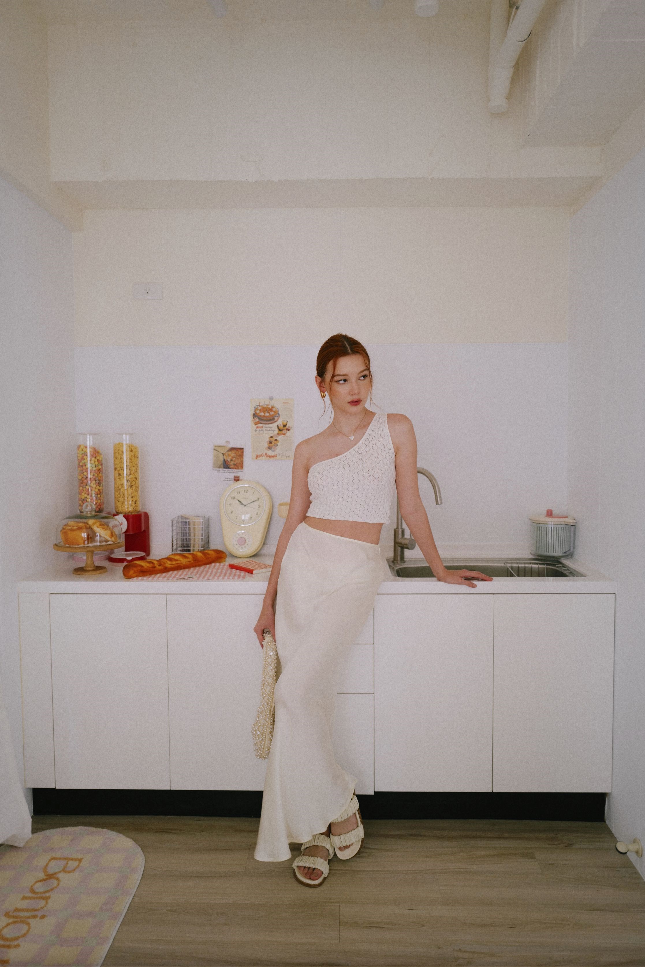 Set The Rules One Shoulder Top ｜ Squarebear.