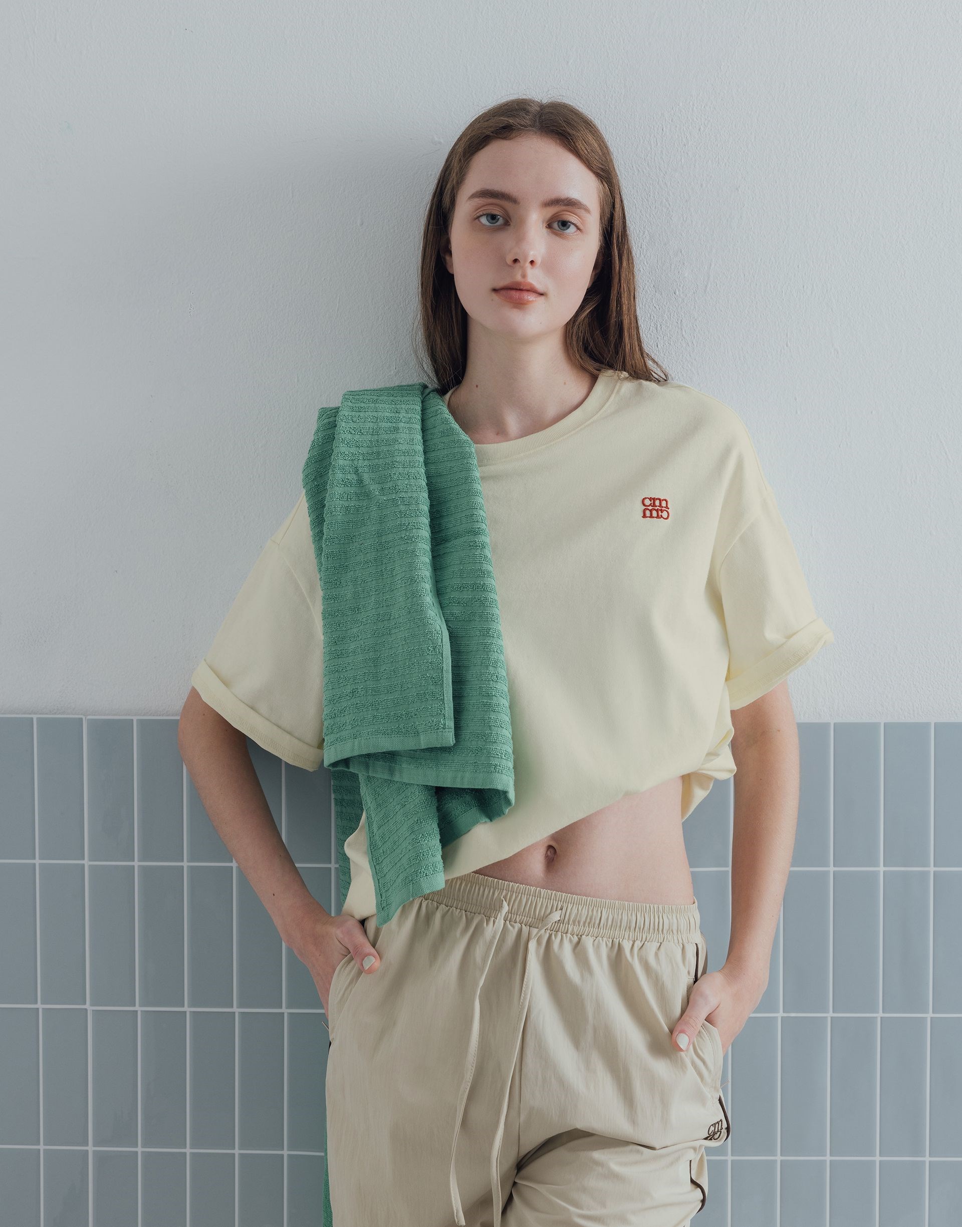 PAZZO-厚磅棉質刺繡寬鬆TEE ｜ UR LIVING