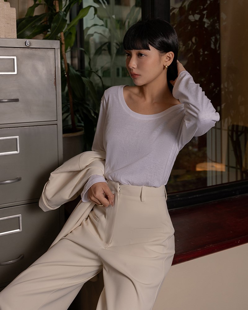 Mercci22-簡約修身大U領上衣 ｜ UR LIVING
