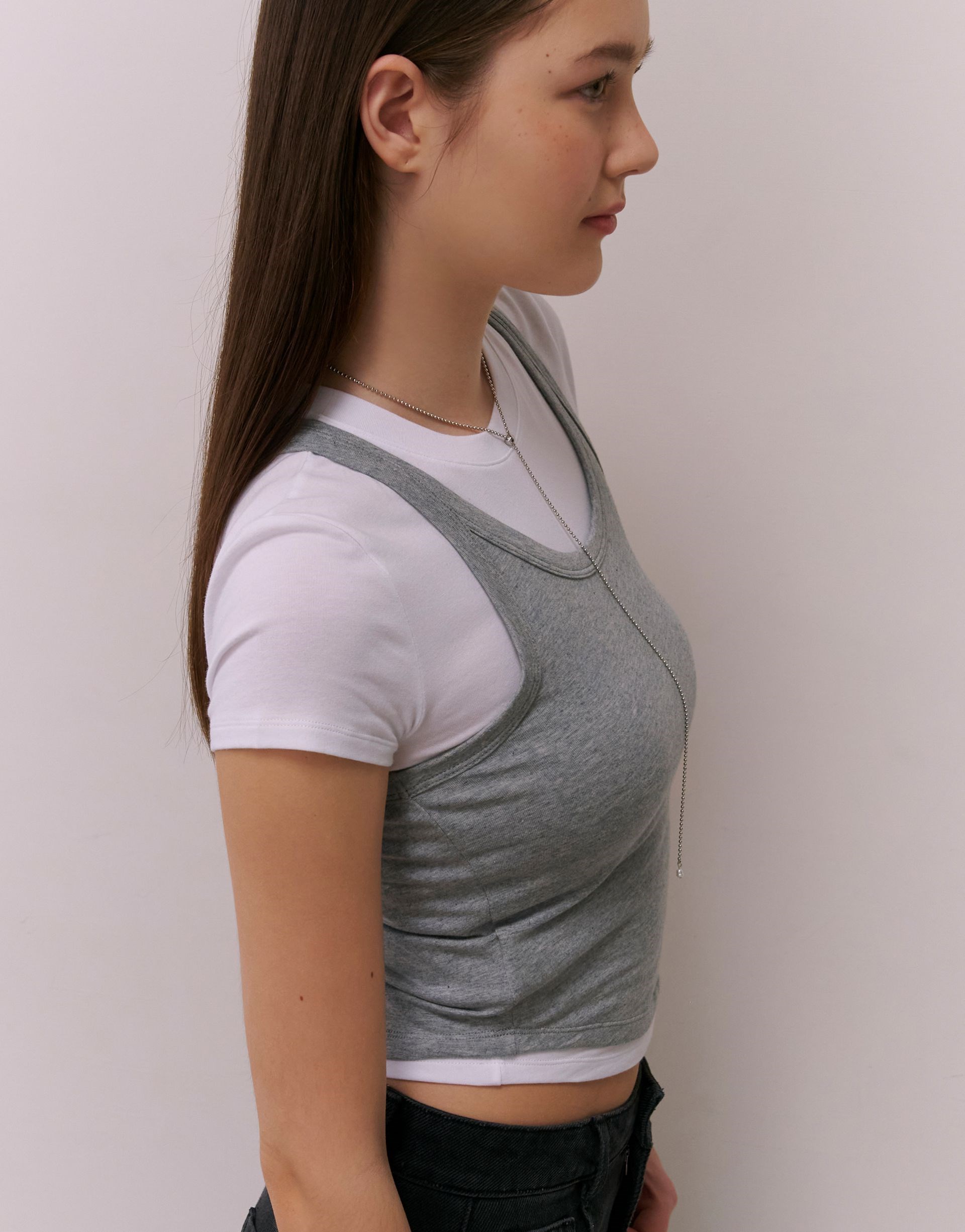 PAZZO-MIT 舒適疊穿雙色上衣(上衣+背心) ｜ UR LIVING