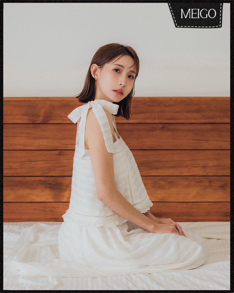 Mercci22-優雅擺帶細紋路長裙套裝(MEIGO聯名款) ｜ UR LIVING